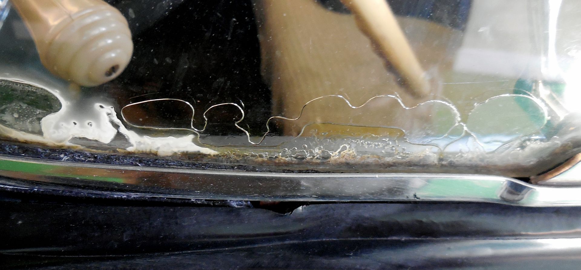 Any way to fix delaminating glass? - The Ford Barn